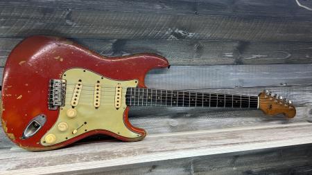 1964 FENDER STRATOCASTER